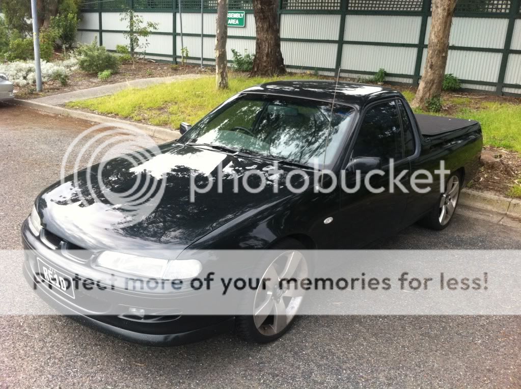 [VIC] - VS UTE V8 Manuel Black | Just Commodores